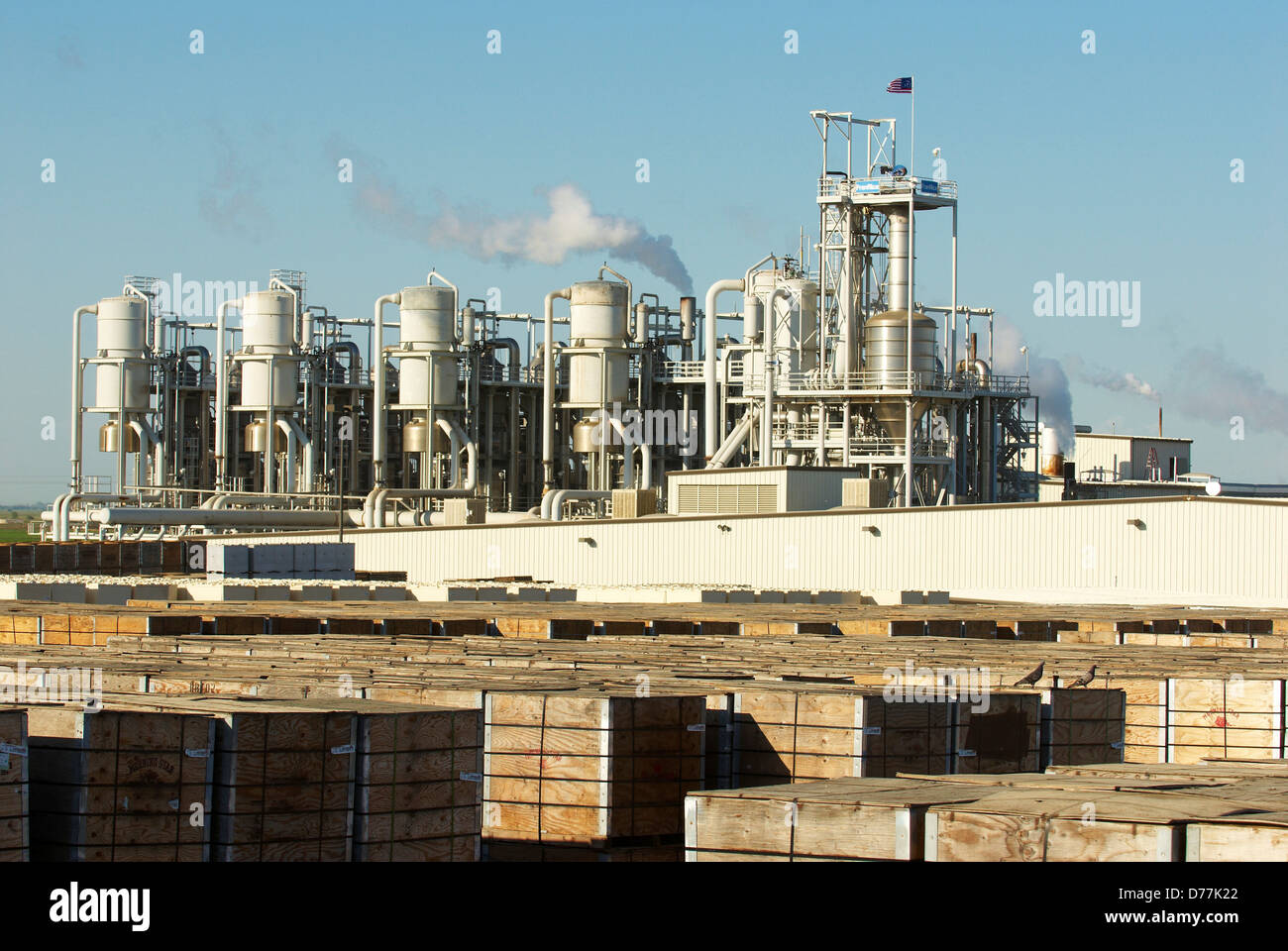 Large tomato processing factory Central Valley California USA Stock ...