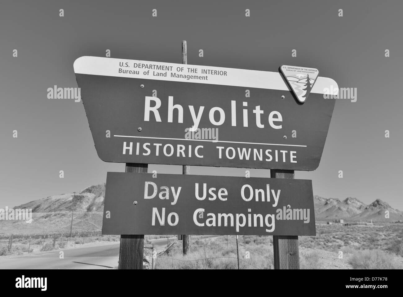 Rhyolite ghost town building Stock Photo - Alamy