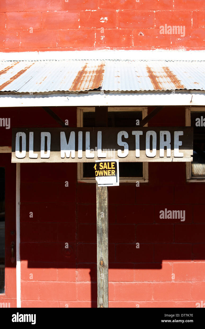 USA Kansas Abandoned mill store broken sale sign Stock Photo - Alamy