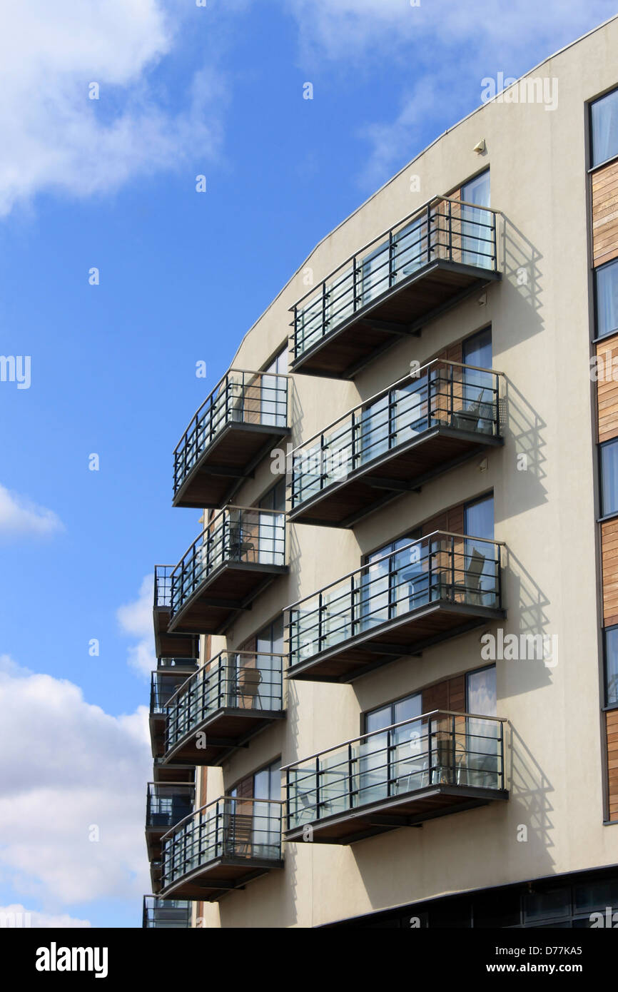 Real estate building hotel hi-res stock photography and images - Alamy