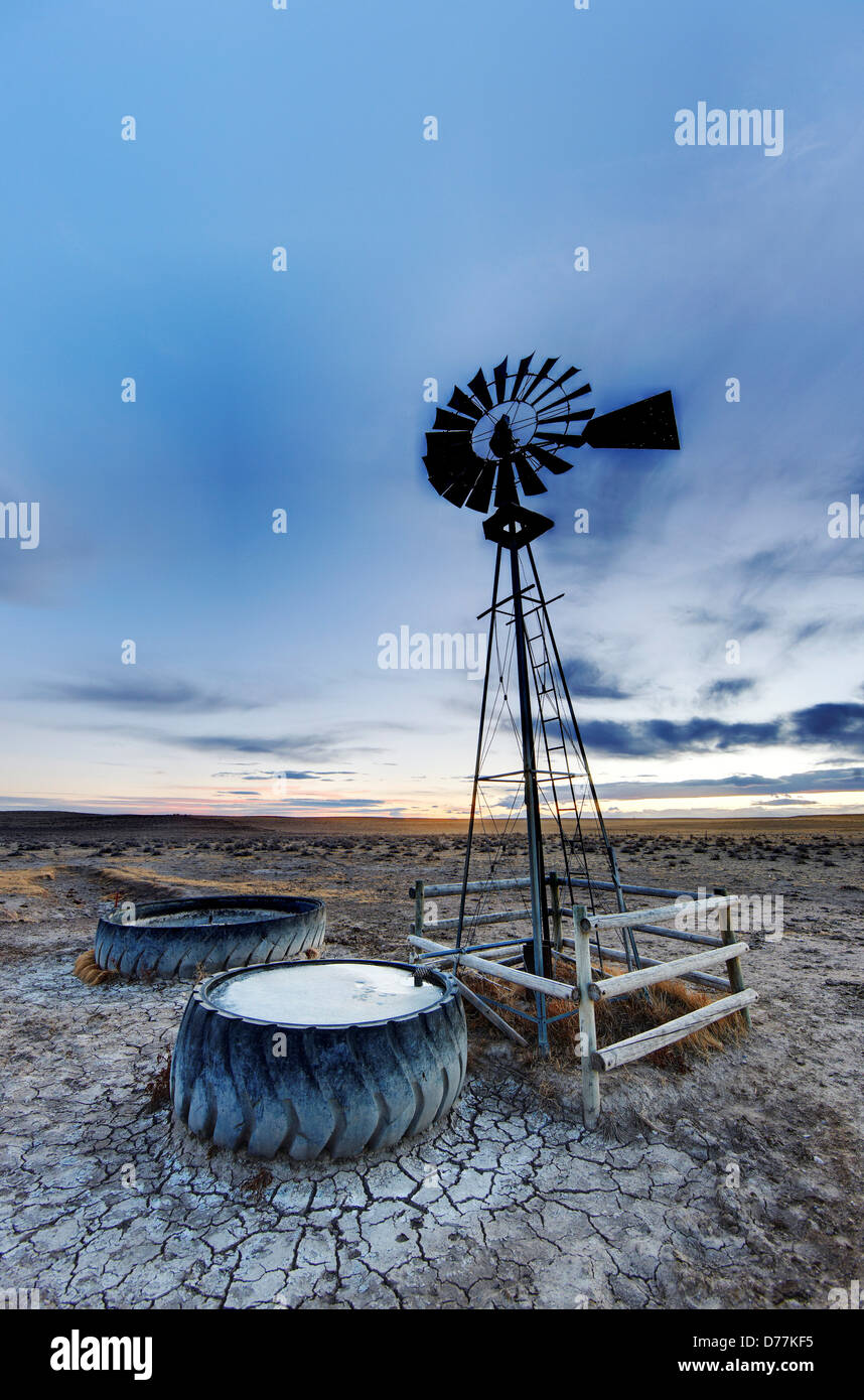 Usa old tractor field hi-res stock photography and images - Alamy