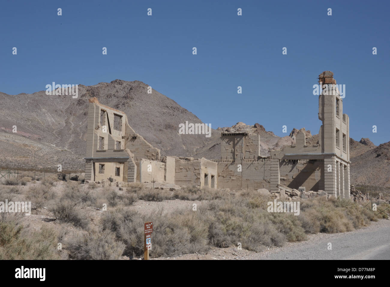 Building at Rhyolite ghost town in Nevada Stock Photo - Alamy