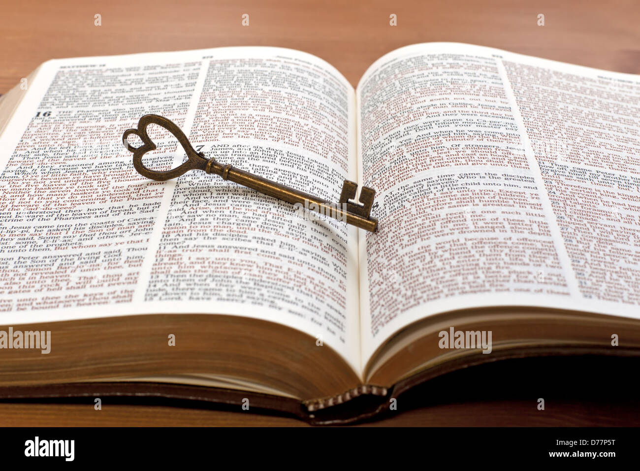 Bible hi-res stock photography and images - Alamy