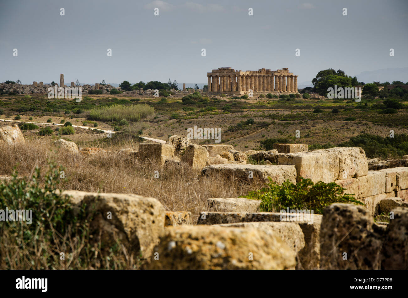 Acropolis selinunte ancient greek hi-res stock photography and images ...