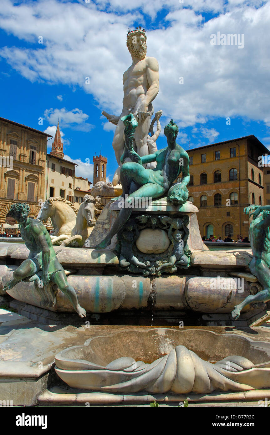 Florence, Neptune Fountain, La Signoria square, Piazza della Signoria ...