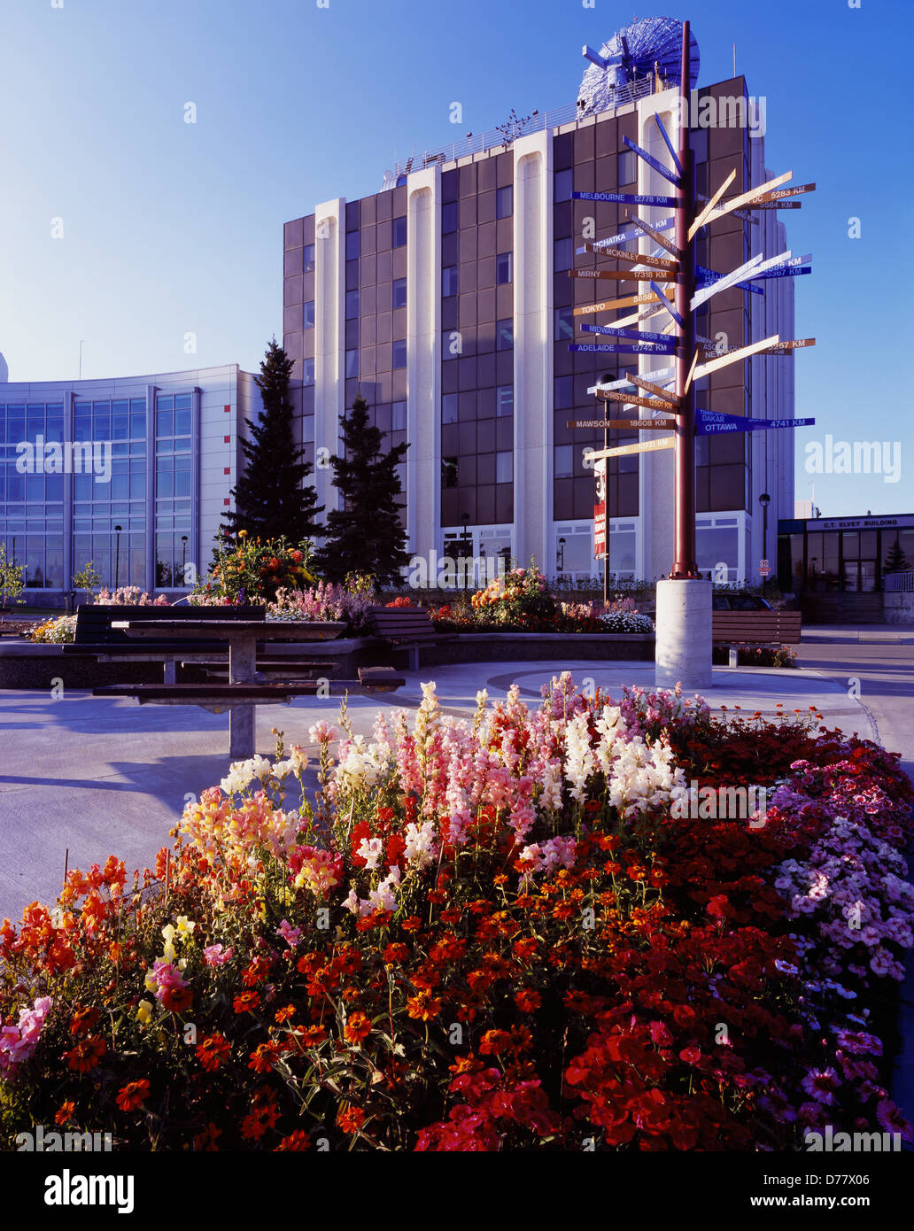 Uaf campus hi-res stock photography and images - Alamy