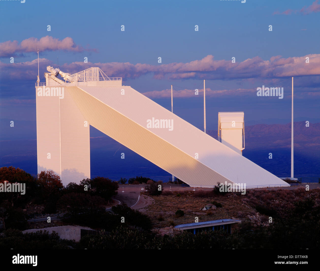 The McMath Telescope world's largest solar telescope on 6,875-foot Kitt ...