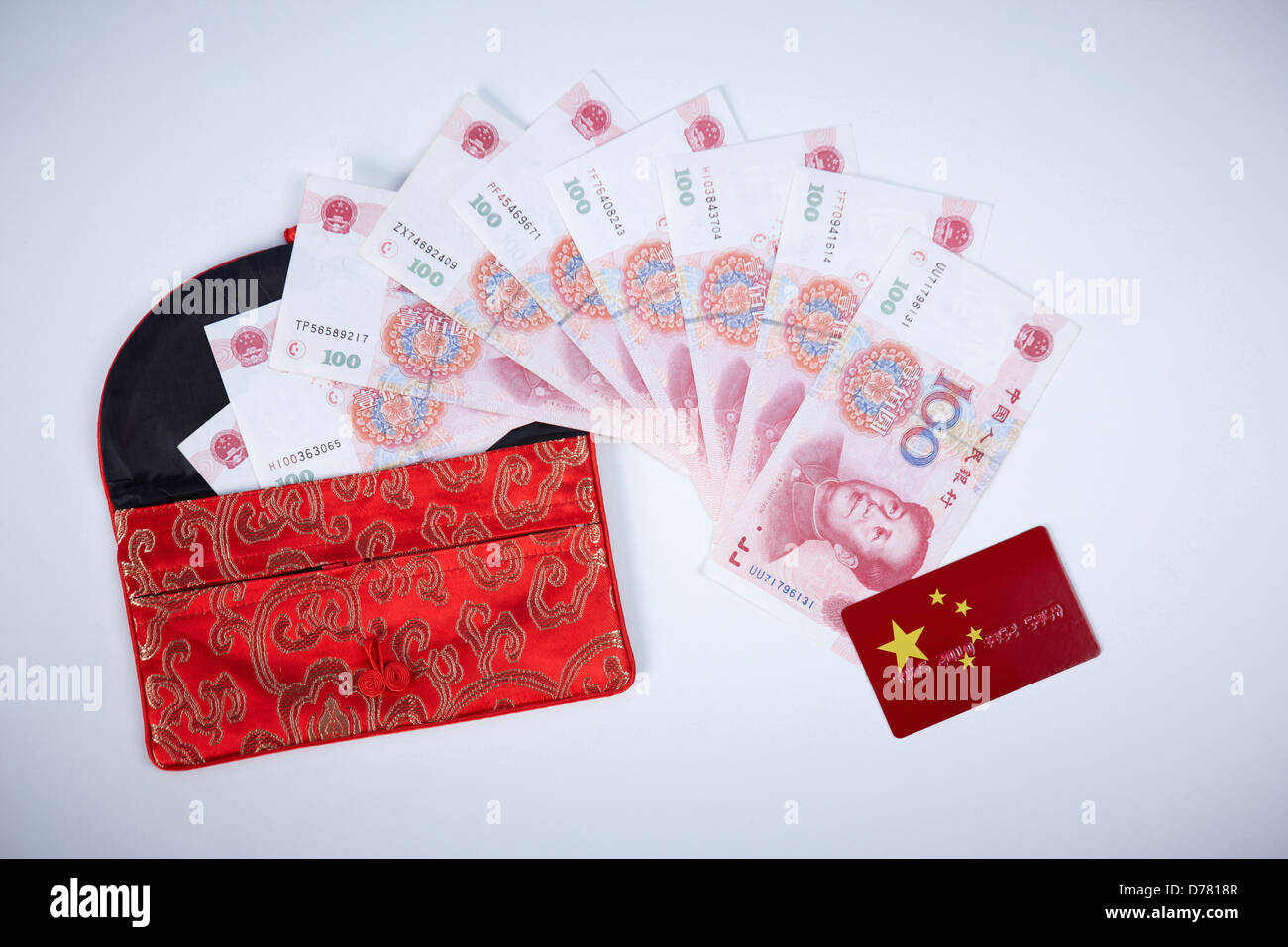 100 yuan notes hi-res stock photography and images - Alamy