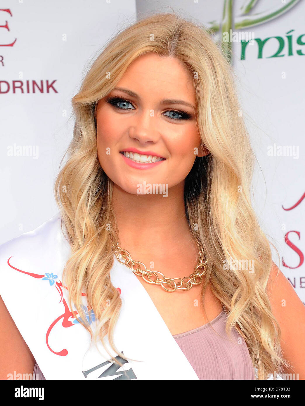 Niamh Cullen (Miss Sunday World) Miss Ireland finalists 2011 unveiled ...