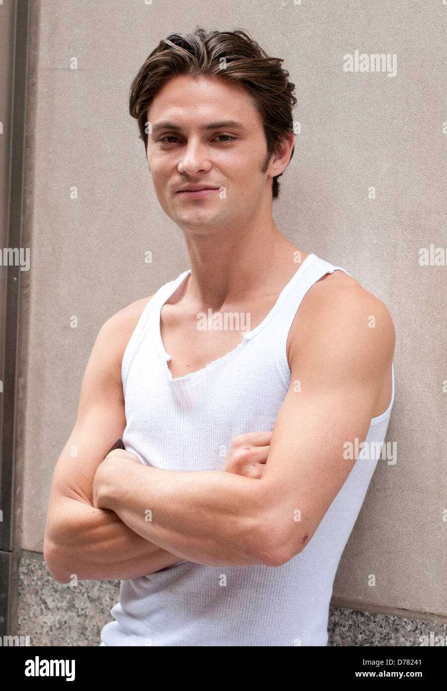 Shiloh fernandez hi-res stock photography and images - Alamy