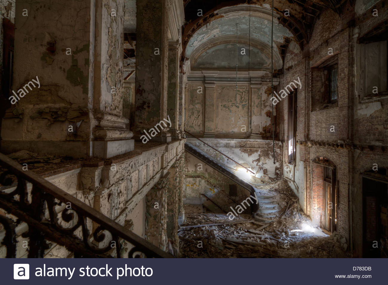 Old Rundown School Stock Photos & Old Rundown School Stock Images - Alamy