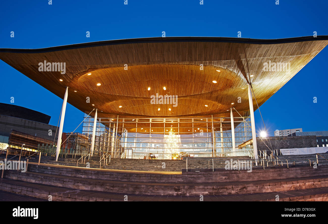 The wales senedd building hi-res stock photography and images - Alamy