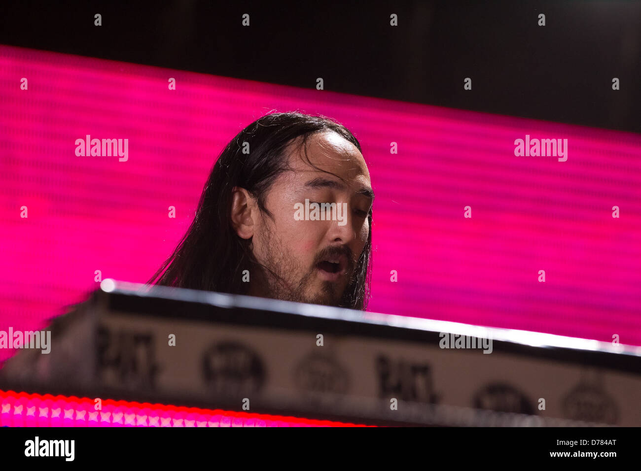 Steve Aoki performing live on the 3rd day of Festival Optimus Alive in ...