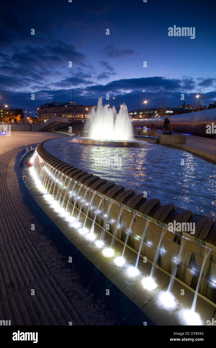 Sheaf Square , Sheffield at night Stock Photo - Alamy