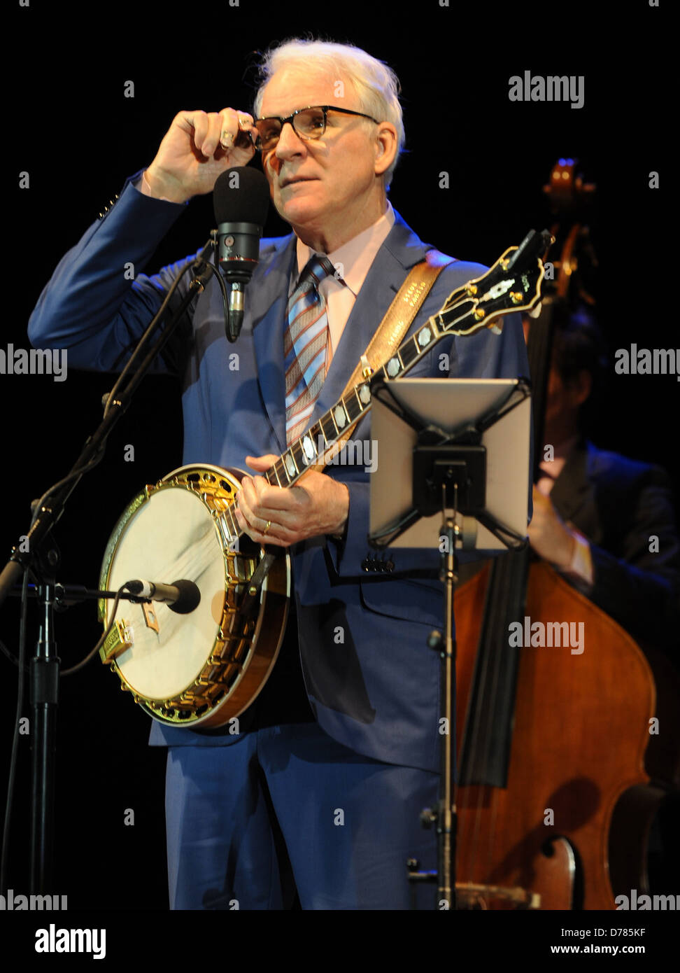 Steve Martin performs at Hammersmith Apollo London, England - 08.07.11 ...