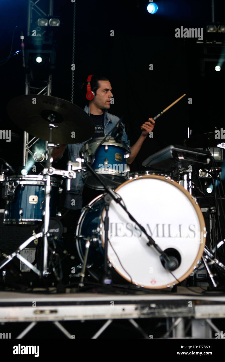 Jess Mills' drummer Lounge On The Farm Festival, held on Merton Farm ...