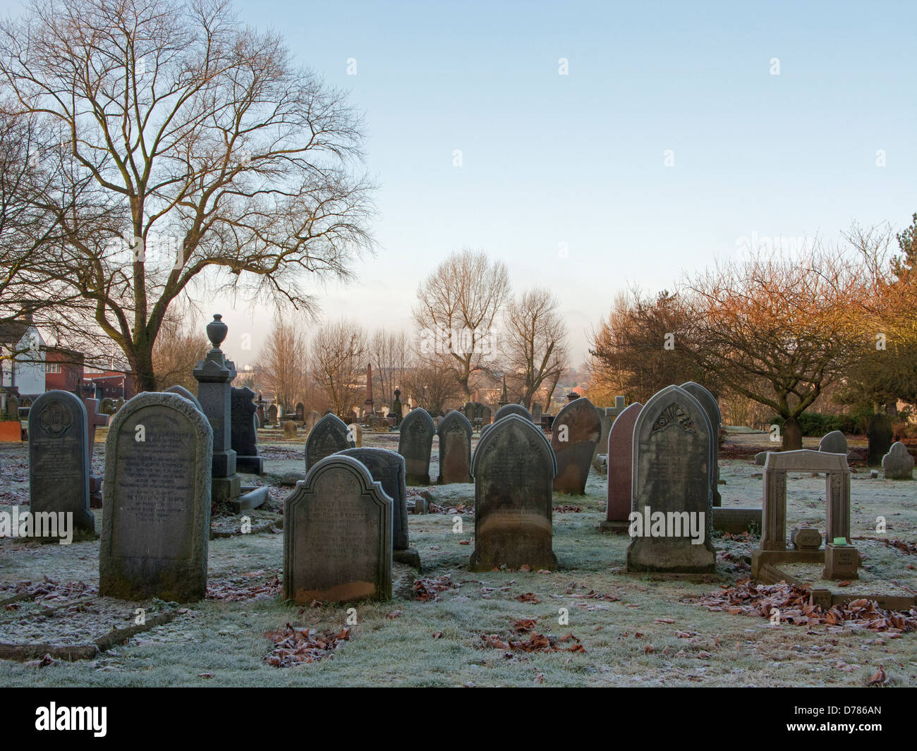 Warstone Cemetery High Resolution Stock Photography and Images - Alamy
