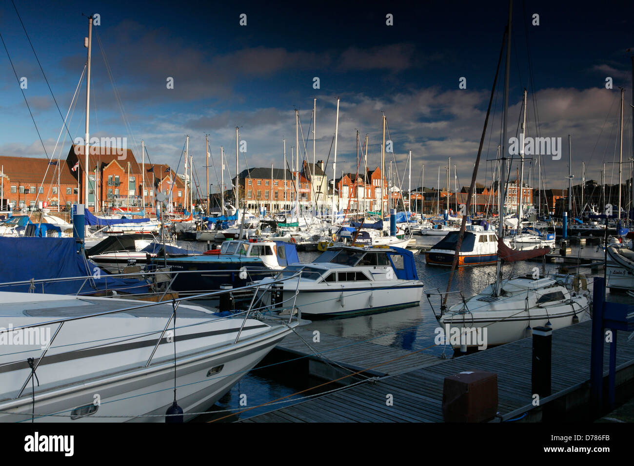 Hull Marina is a marina for pleasure boats situated in the English city ...