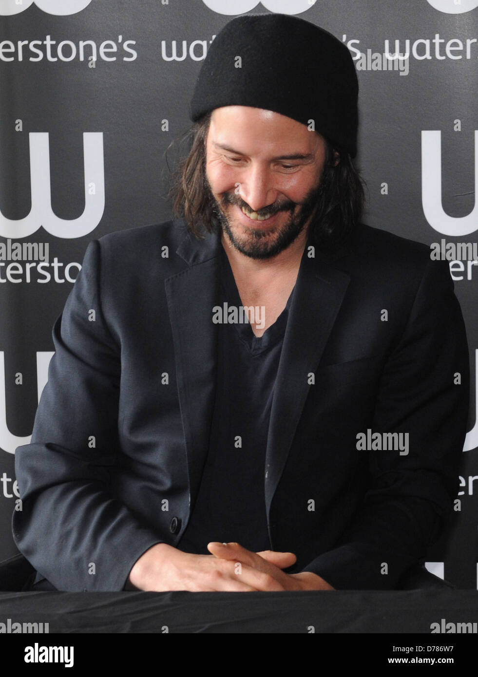 Keanu reeves at a book signing at waterstones hi-res stock photography ...