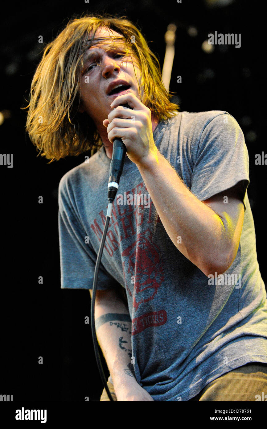 Matthew Shultz Cage The Elephant performs on stage at the Molson ...