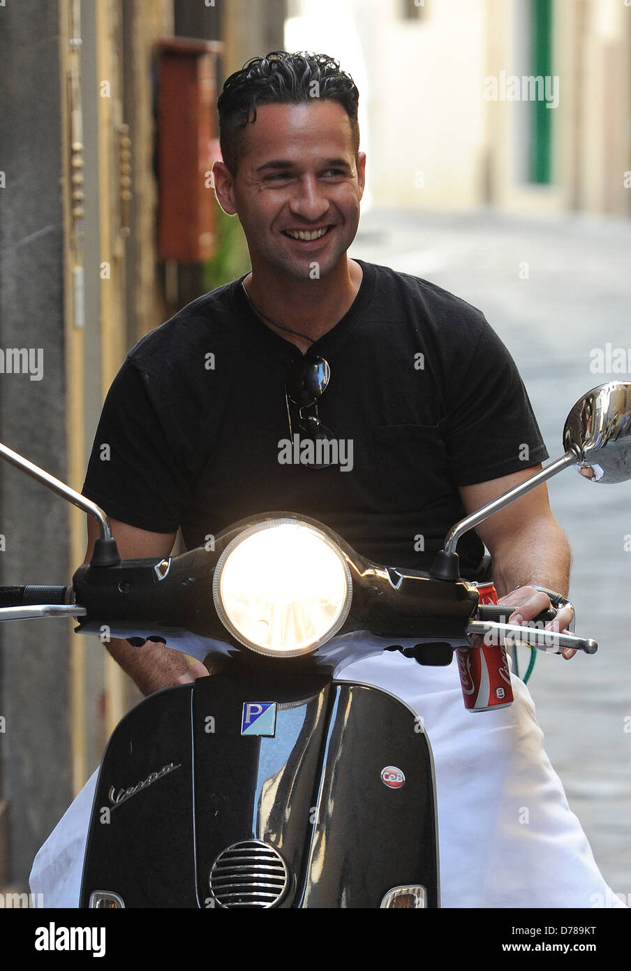 Mike The Situation Sorrentino Jersey Shore Cast Members Take A