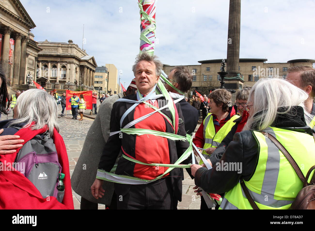 Tied to a pole hi-res stock photography and images - Alamy