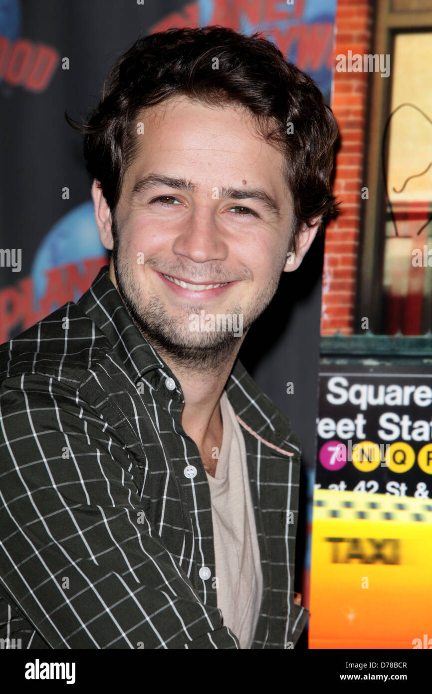 Michael Angarano Actors from 'The Art of Getting By' promote their film ...