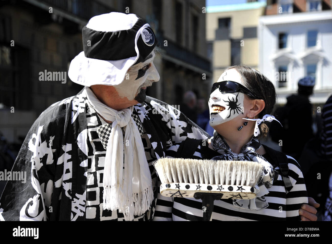 Molly dancers performing hi-res stock photography and images - Alamy