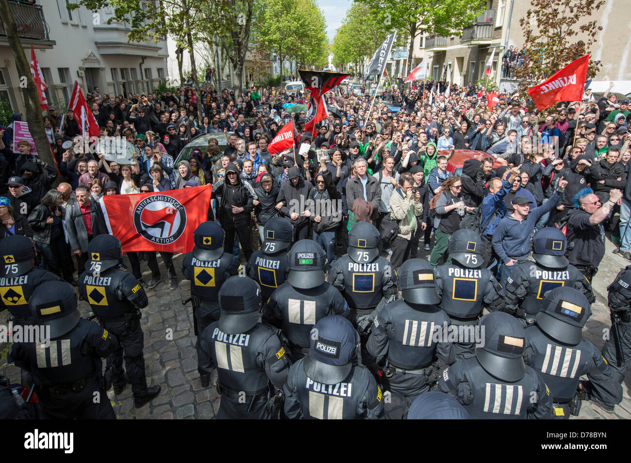 Berlin germany right wing demonstrators npd hi-res stock photography ...