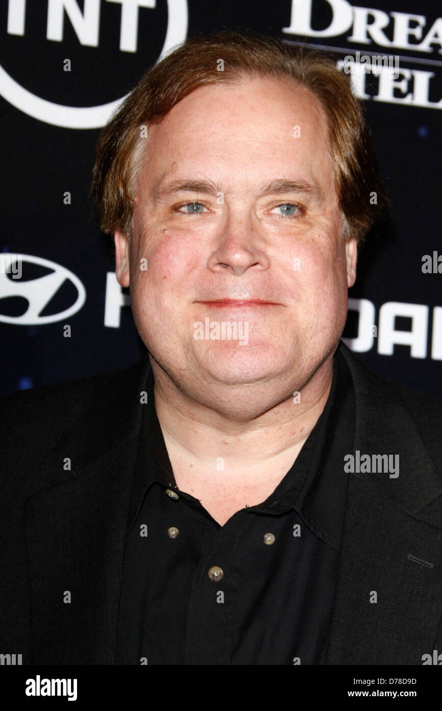 Mark Verheiden The Premiere of TNT And Dreamworks' 'Falling Skies ...
