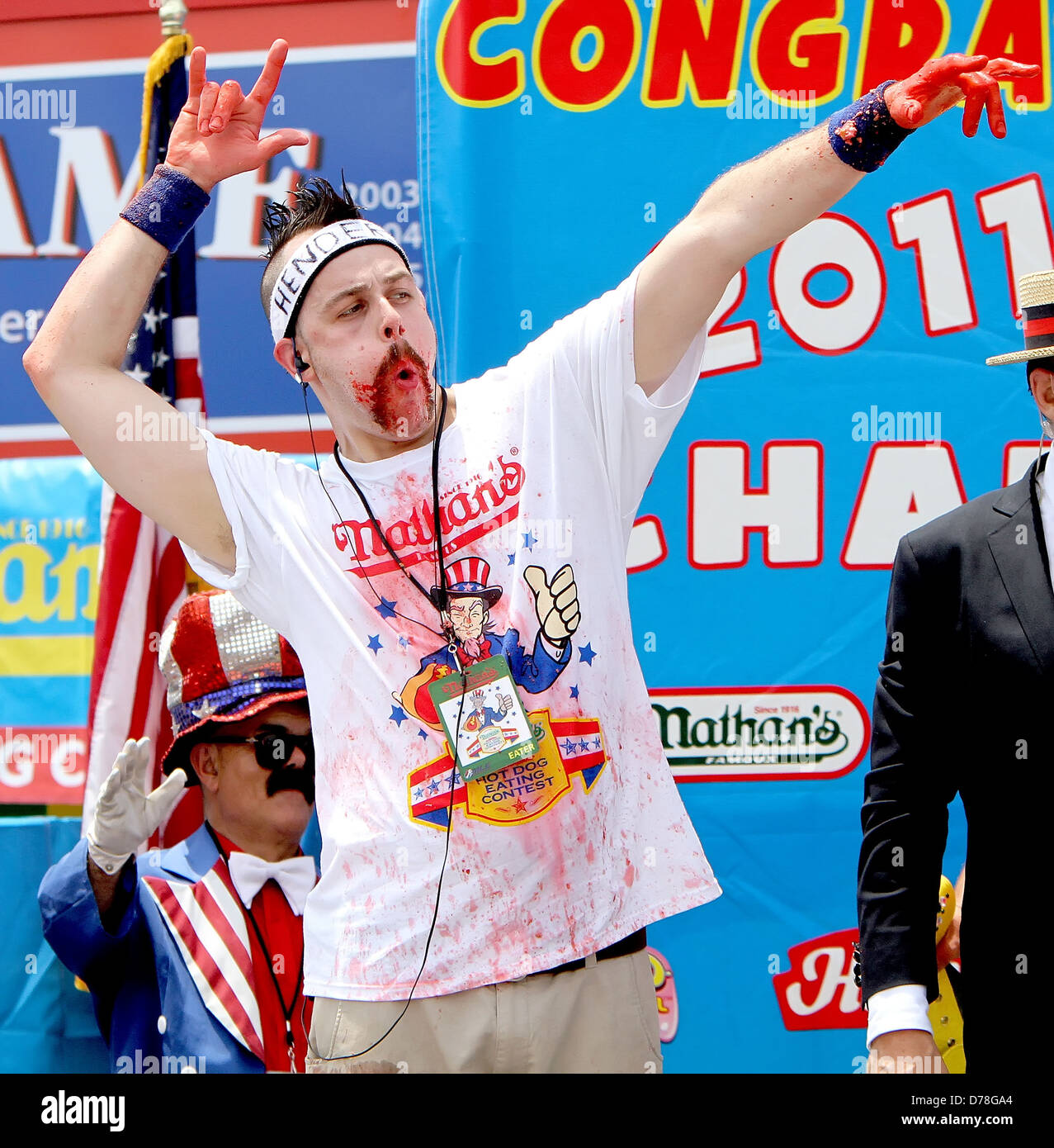 Patrick Bertoletti Nathan's famous 'Fourth of July International Hot ...