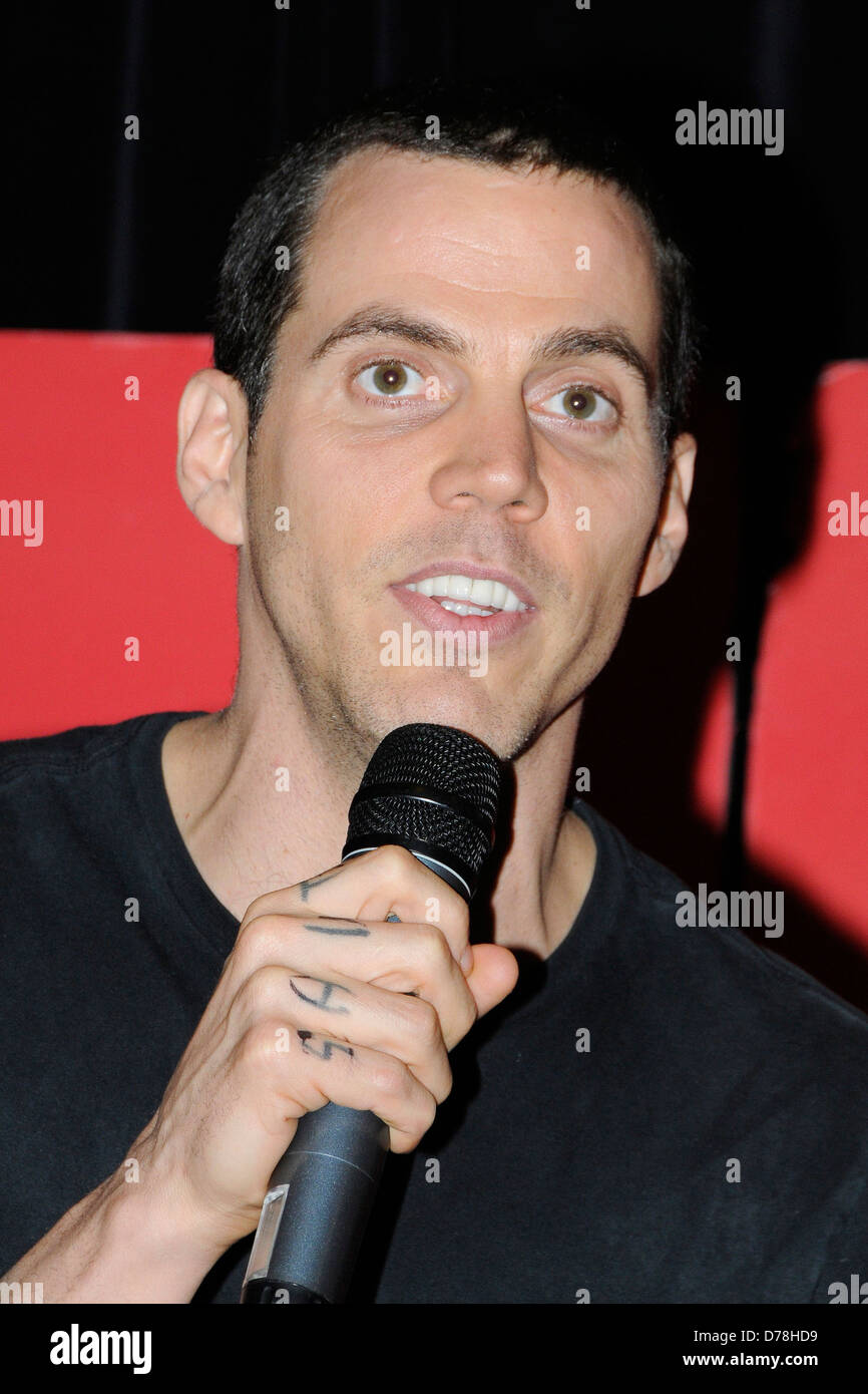 Stephen 'Steve-O' Glover signs his hilarious, harrowing and inspiring ...