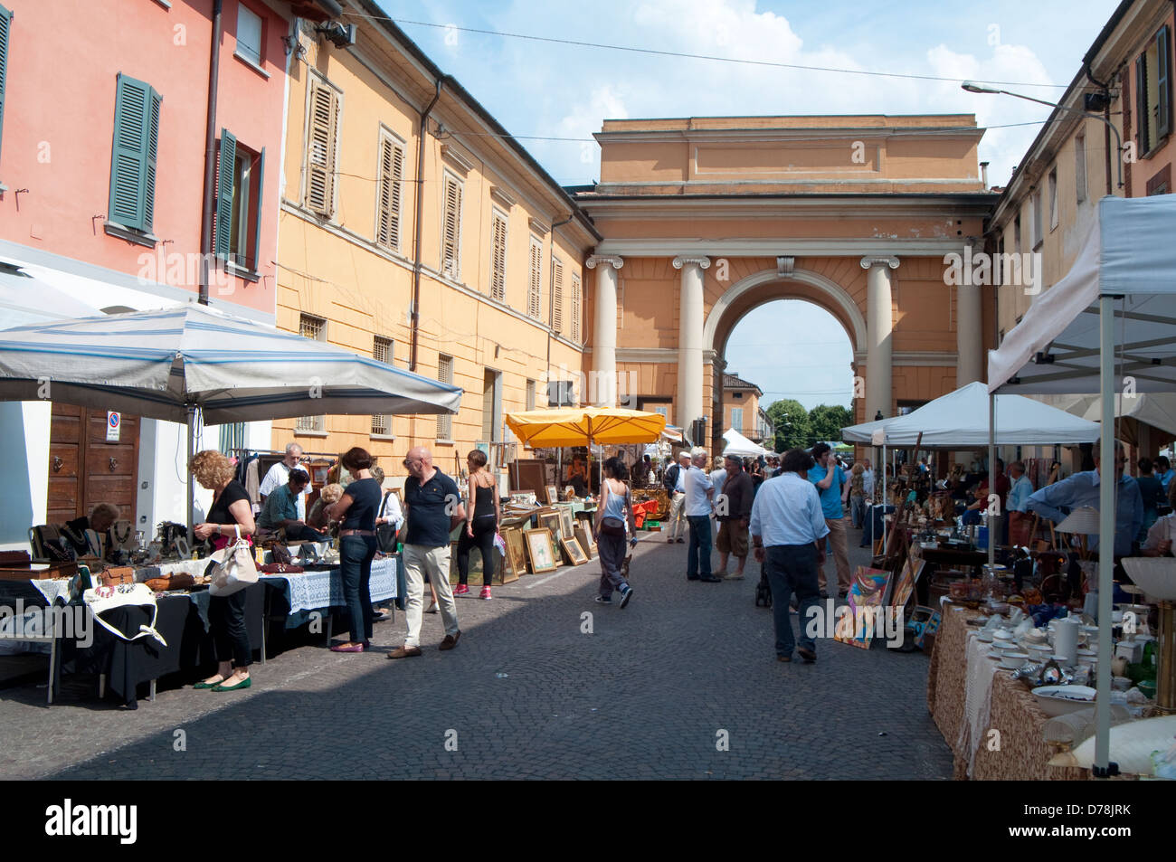 Castelleone hi-res stock photography and images - Alamy