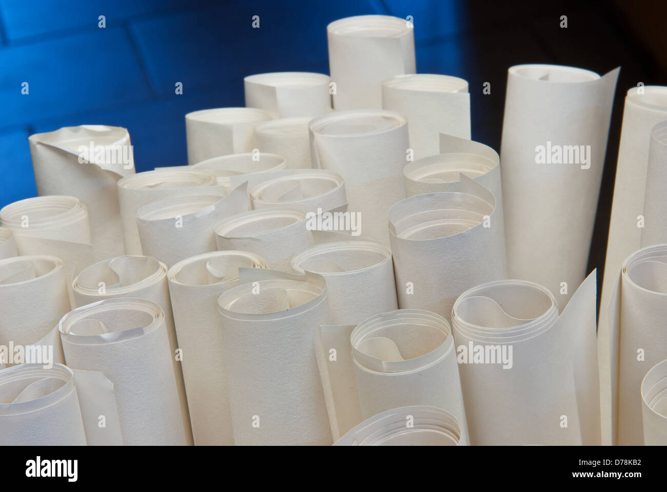 Wrapping sheet hi-res stock photography and images - Alamy