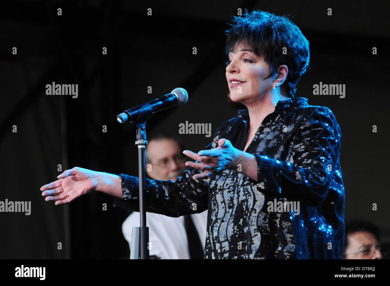 Liza Minnelli performs live in concert at Kenwood House London, England ...