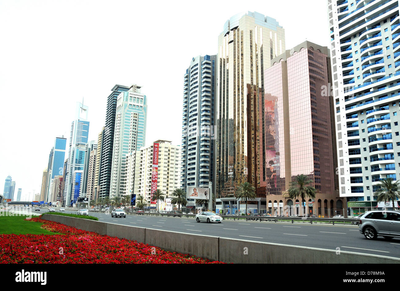 street scene financial district Sheikh Zayed Road Dubai UAE Stock Photo ...