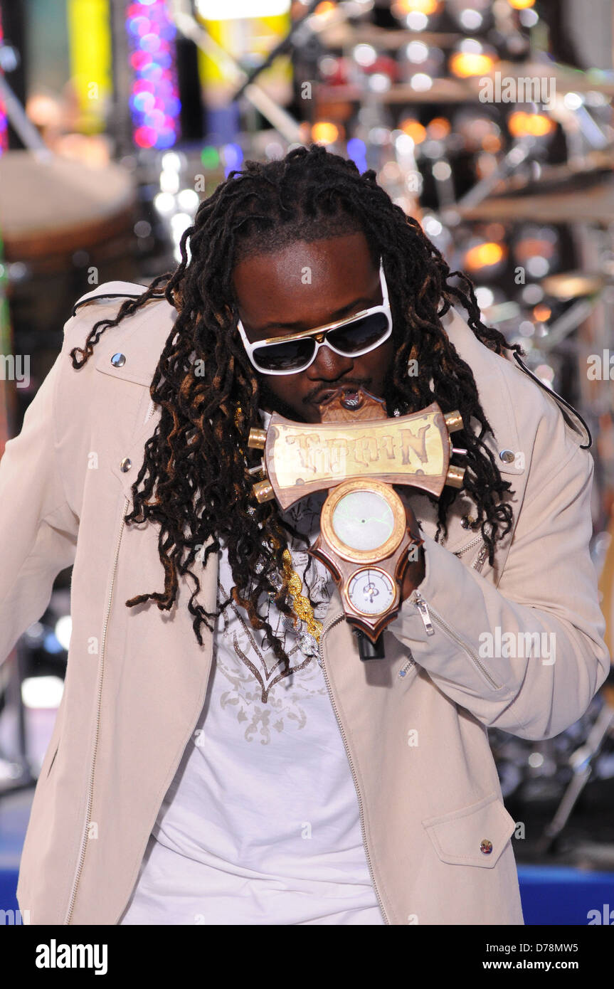 T--Pain performing at the Toyota Concert Series at the 'Today' show in ...