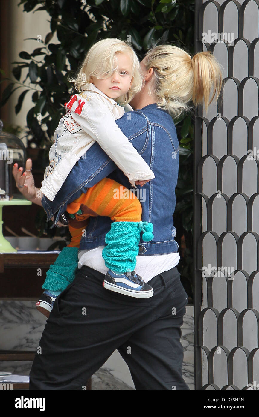 Zuma Rossdale and nanny Gwen Stefani's youngest son after a family ...