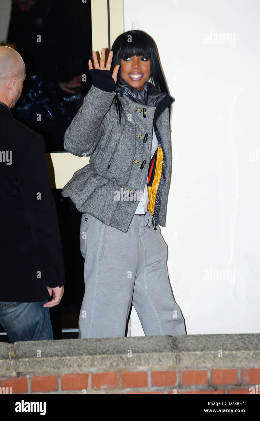 Kelly Rowland 'The X Factor' judges and finalists leave the studios ...