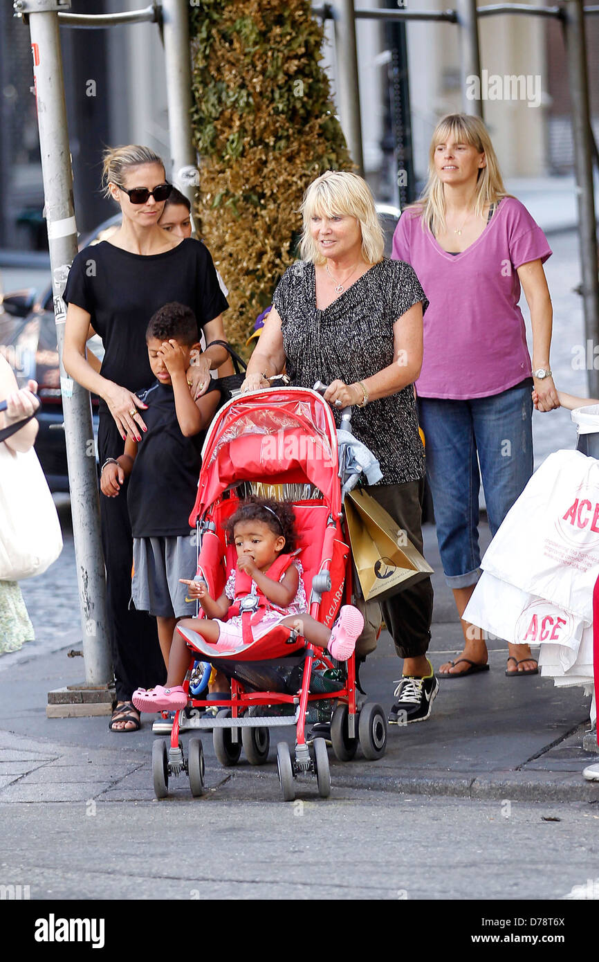 Henry Samuel, Heidi Klum, Johan Samuel, Erna Klum and Lou Samuel Heidi ...