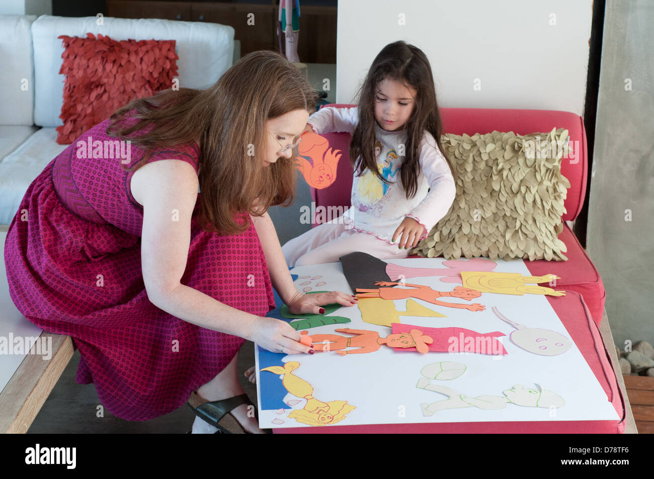 Mother and daughter crafts Stock Photo - Alamy
