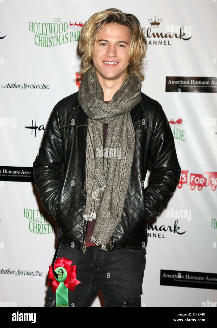 Dillon Lane The 80th Anniversary of The Hollywood Christmas Parade ...