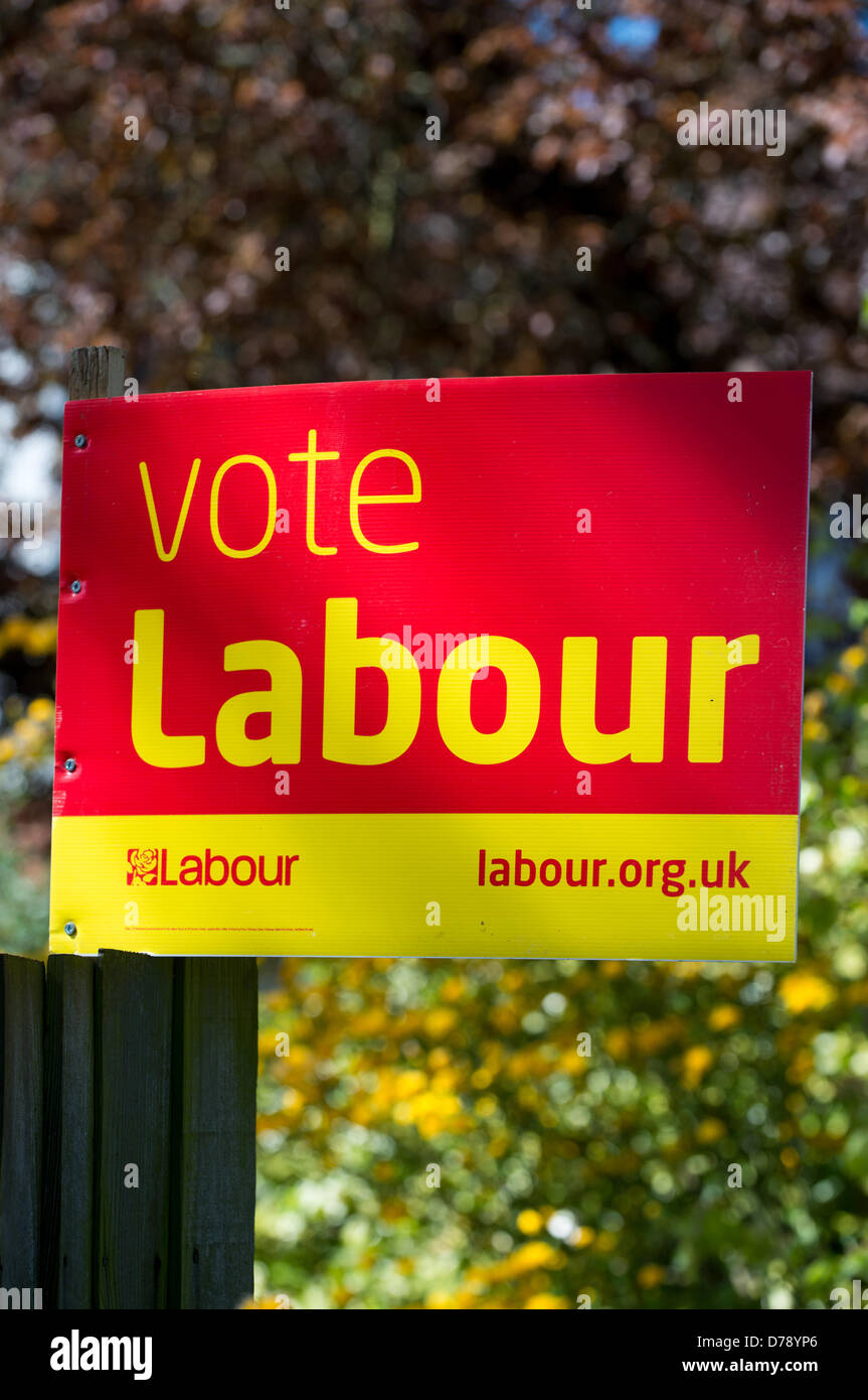 Vote Labour Placard High Resolution Stock Photography and Images - Alamy