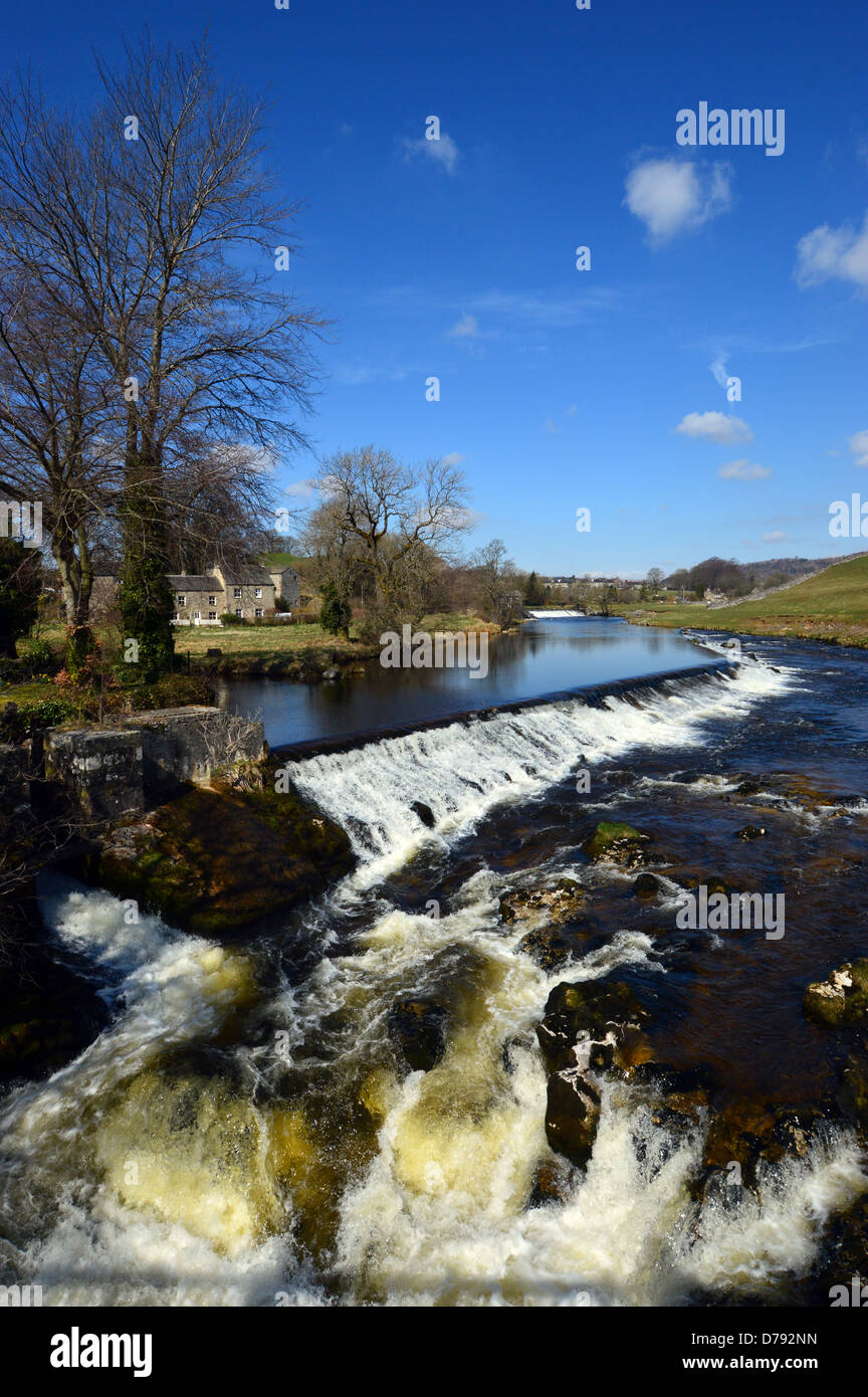 Linton falls weir hi-res stock photography and images - Alamy
