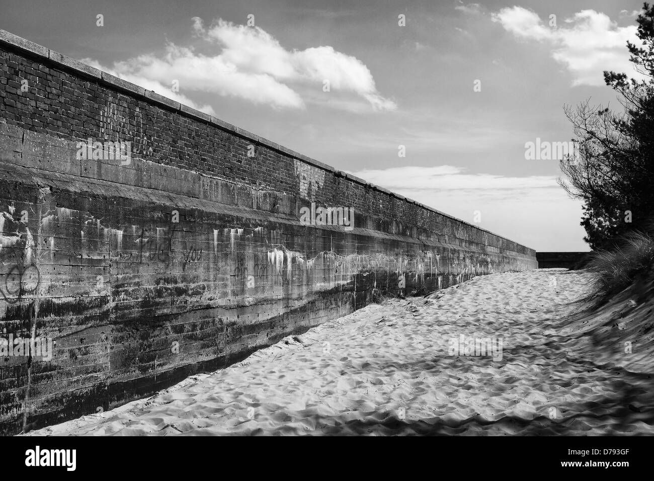 Nazi wall hi-res stock photography and images - Alamy