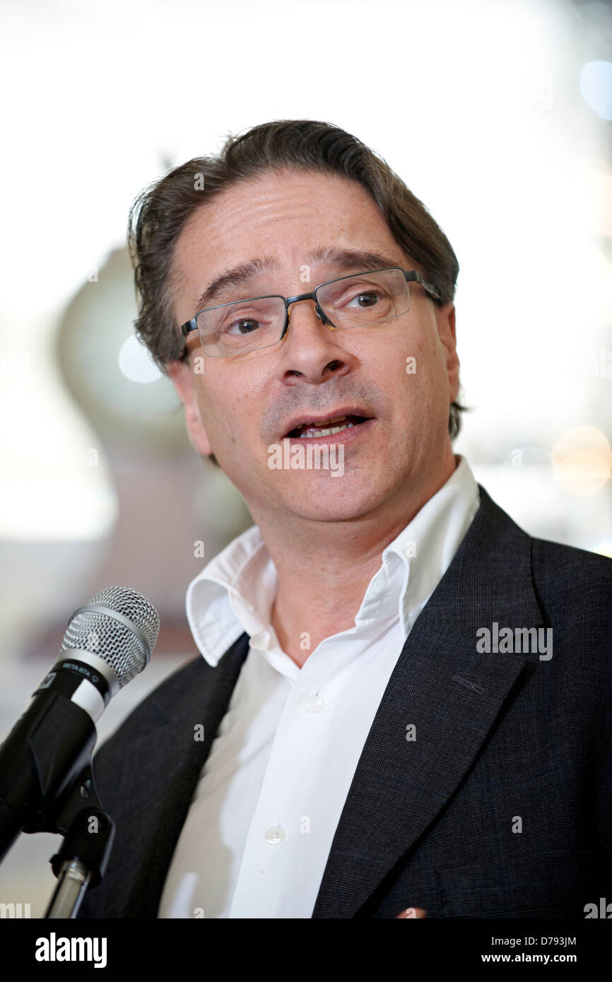 Eva figes hi-res stock photography and images - Alamy