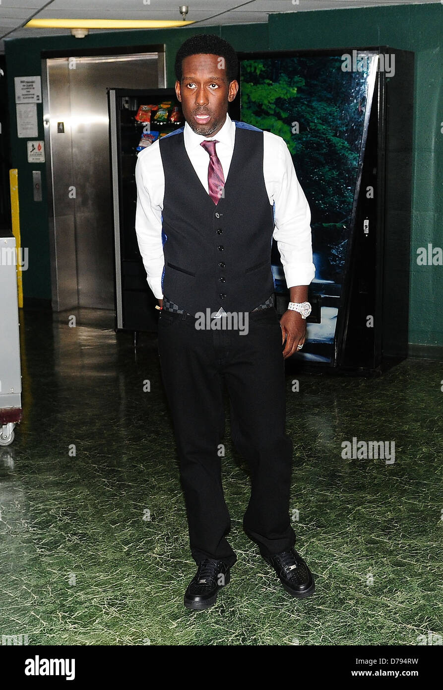 Shawn Stockman of Boyz II Men Best of the ’90s Concert held at James L ...