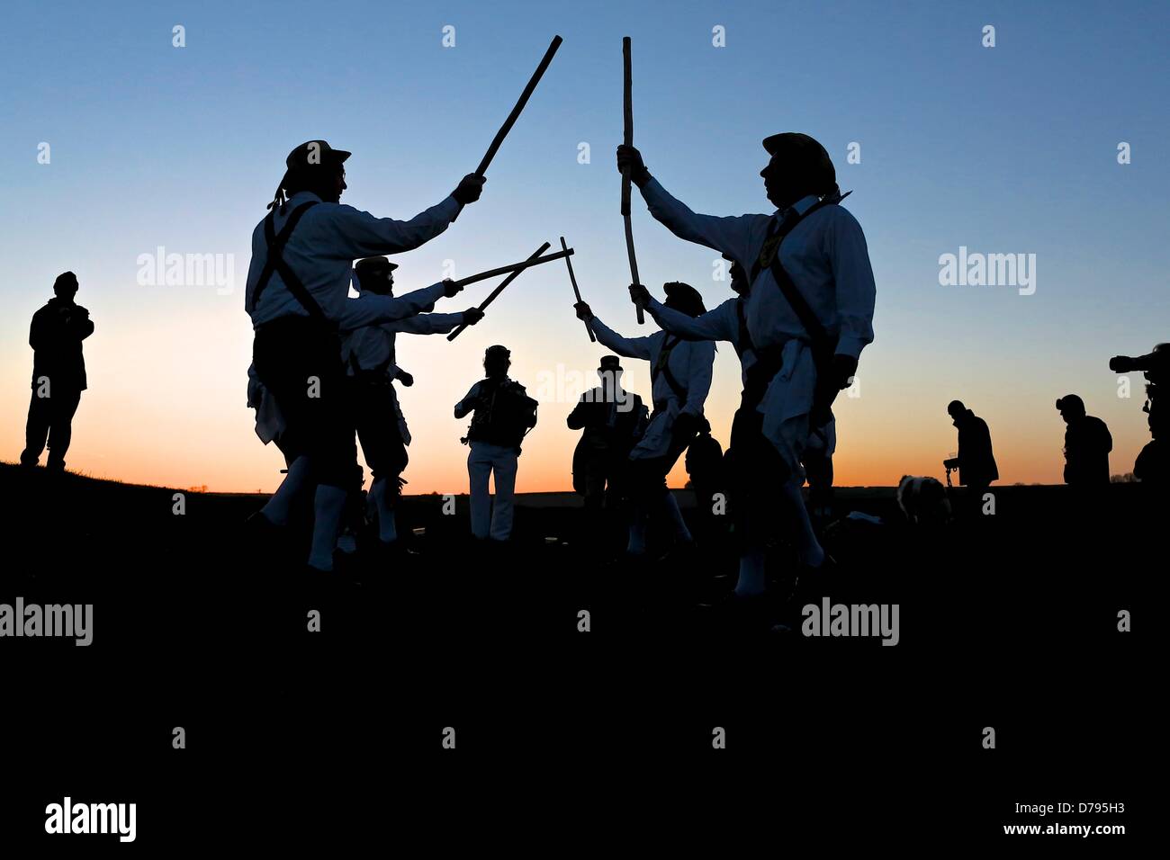 Cerne Abbas, Dorset, UK. May 1st 2013. The Wessex Morris Men celebrate ...