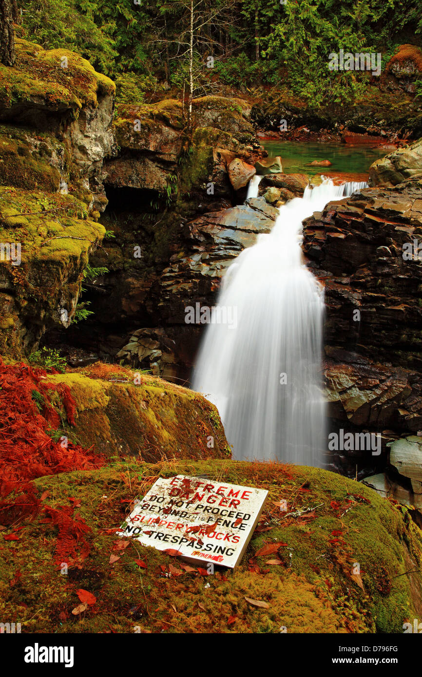 Mount washington warning sign hi-res stock photography and images - Alamy