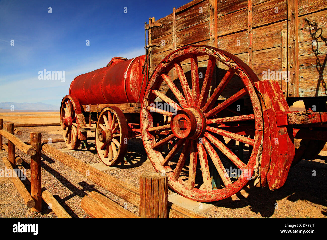 20 mule train harmony borax hi-res stock photography and images - Alamy